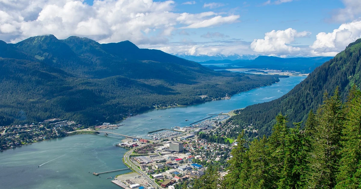 What Is Alaska Famous For? 15 Amazing Things That Attracts People To Alaska